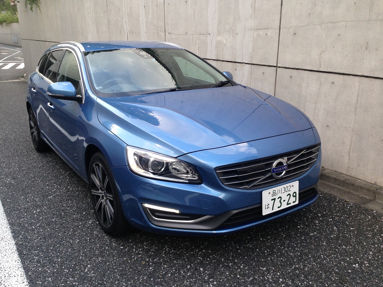 VOLVO V60 T6 AWD - 2014 > - Euro Japan Cars